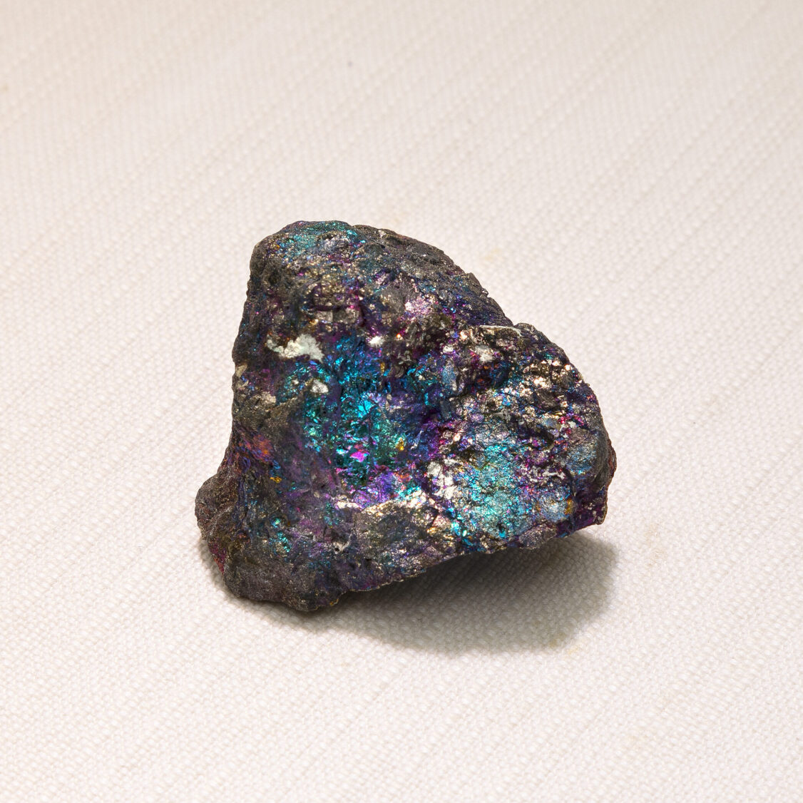 Peacock pyriet edelsteen - Happinez