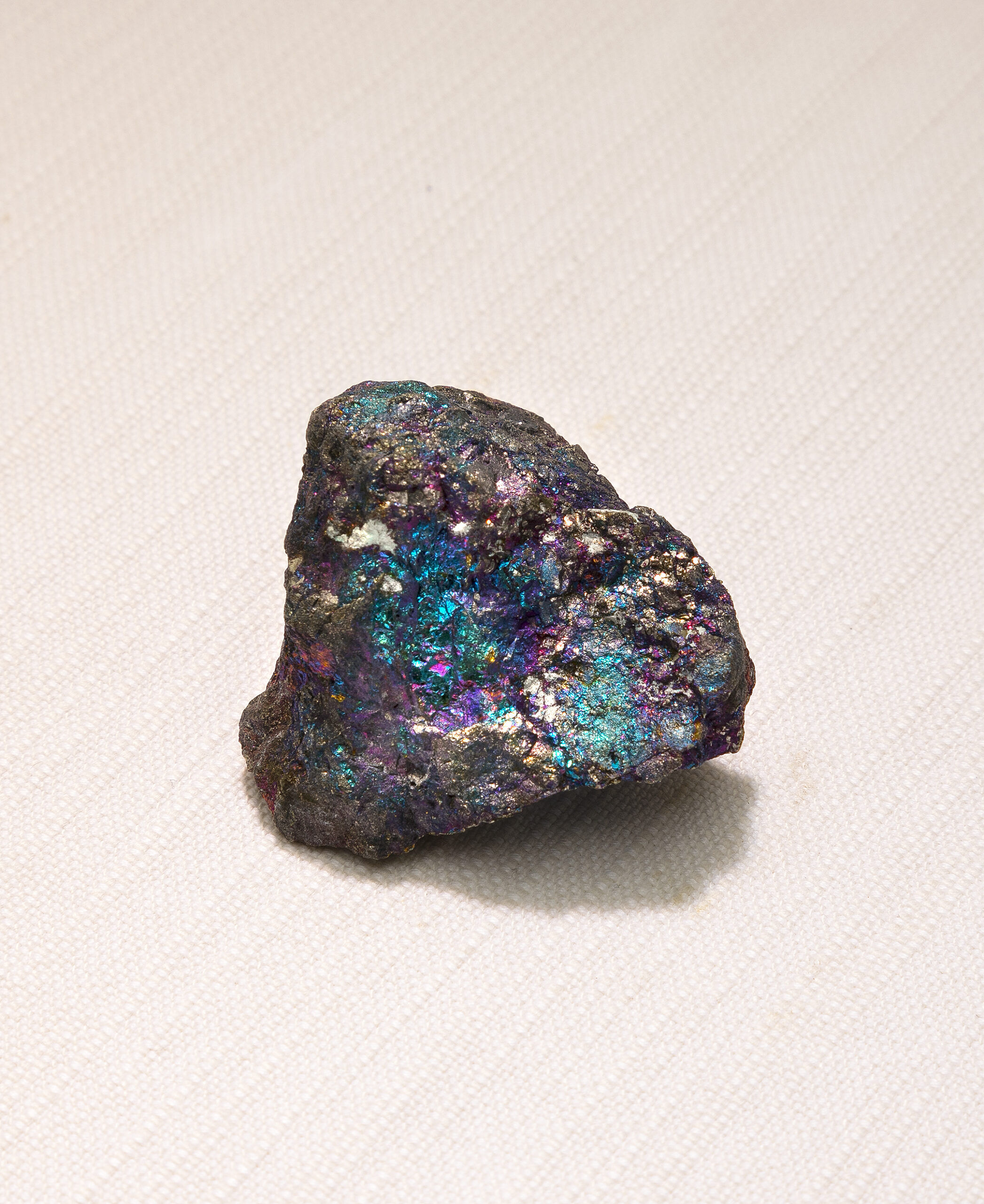 Peacock pyriet, helpt je om jezelf zijn | Kristallen - Happinez