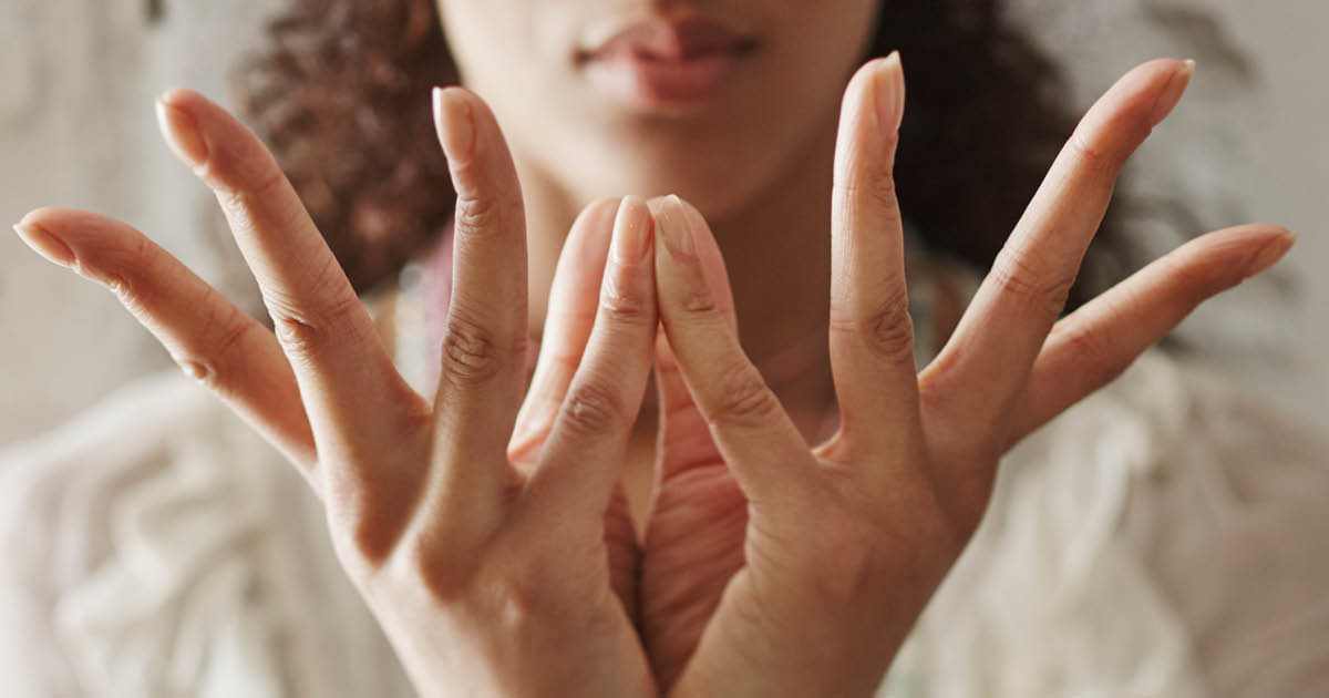Yoga oefeningen voor je handen zijn net zo belangrijk